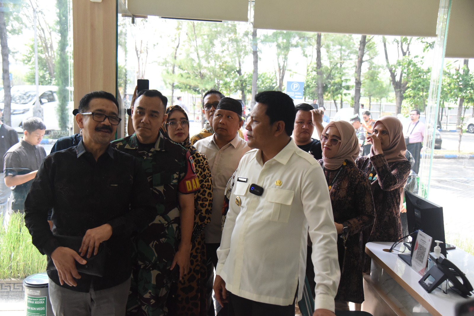 Sidak RS Anwar Medika Balongbendo, Bupati Sidoarjo Pastikan Pelayanan ...